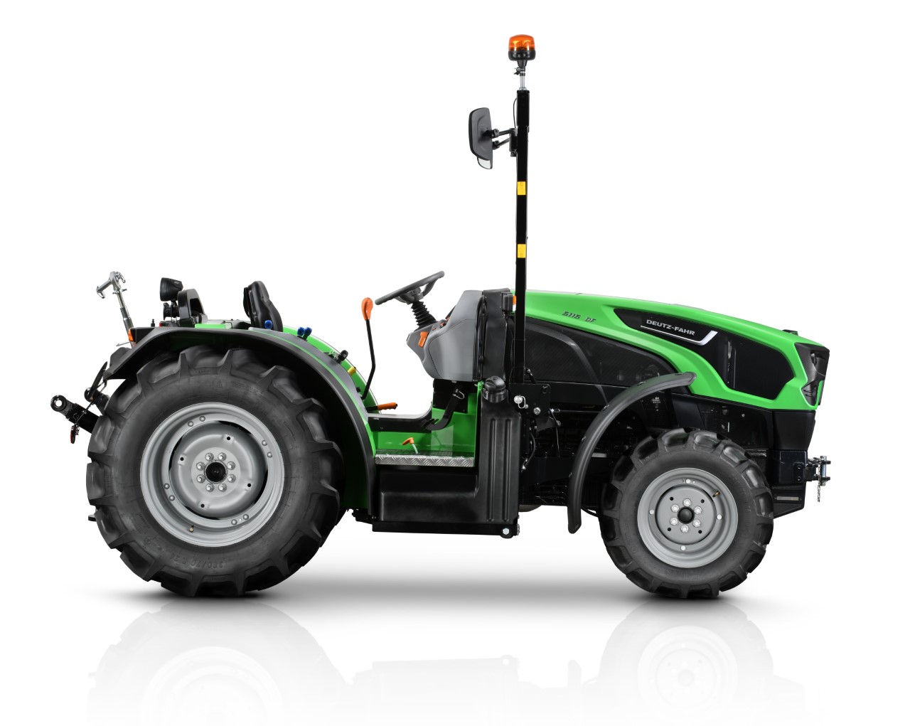 Η σειρά 5DF των ειδικών τρακτέρ Deutz-Fahr στην πρακτικότερη εκδοχή της