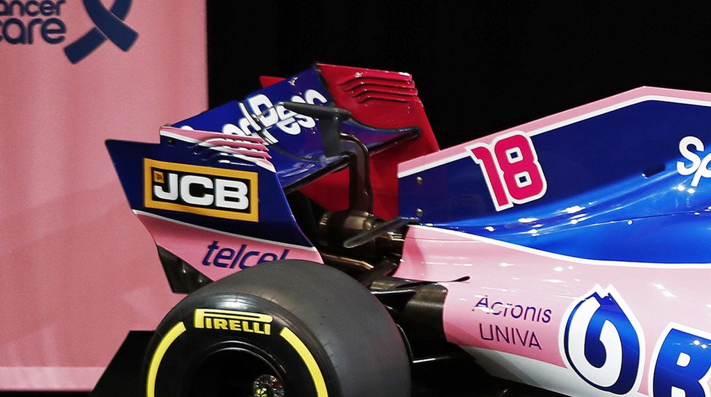 Xορηγός σε βρετανική ομάδα της Φόρμουλα 1 η JCB