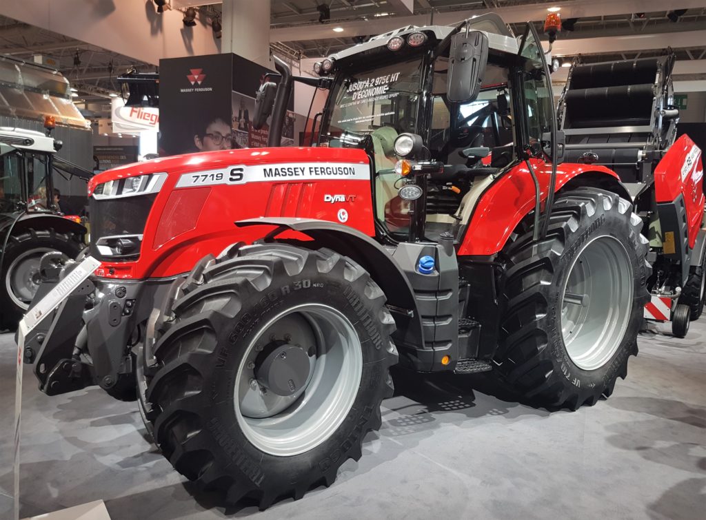 Το υψηλών προδιαγραφών Massey Ferguson 7719S αποκαλύφθηκε στη Sima